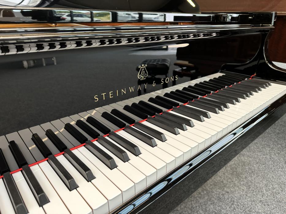 Vleugel - Steinway & Sons - B-211 kopen. Steinway & Sons Flügel, Baujahr 2001 | pianova